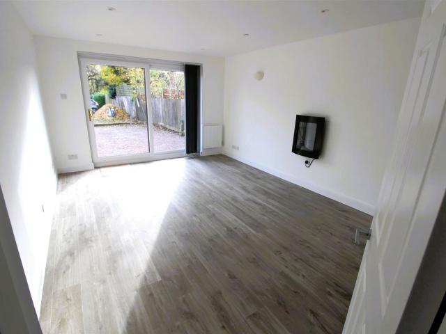 1 Bedroom Property For Rent Flat 2, Chelwood Lodge, London