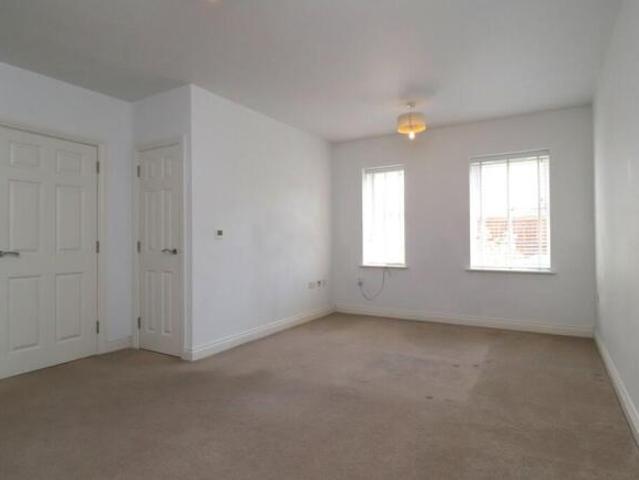 1 bedroom property for rent in Colin Road, Barnwood, GL4