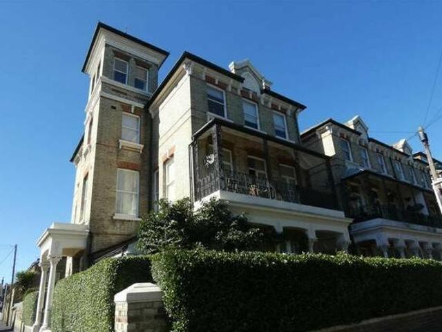 1 bedroom property for rent in Adrian Square WestgateOnSea CT8