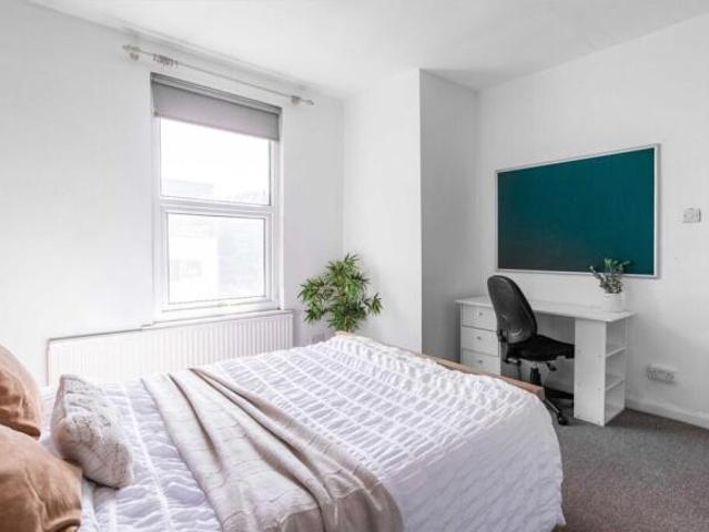1 bedroom property for rent in Gregory Boulevard, Nottingham, NG7