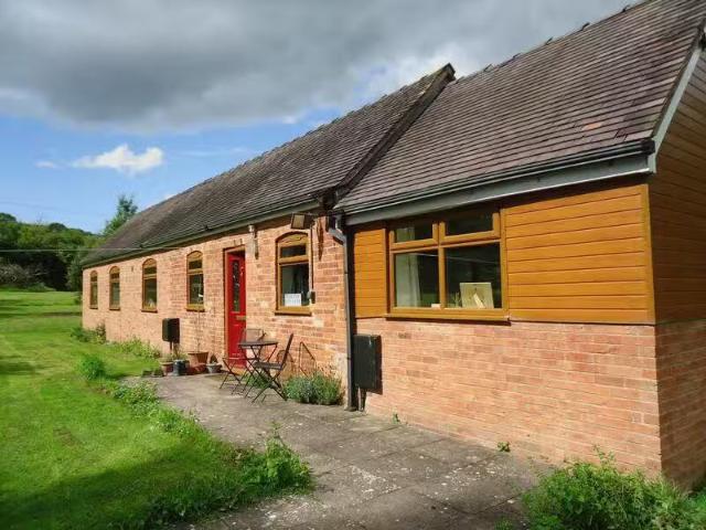 1 bedroom property for rent in Holmes Lane, Hanbury, Bromsgrov.