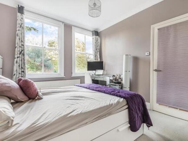1 bedroom property for rent in Lavender Gardens, Battersea, London, SW11