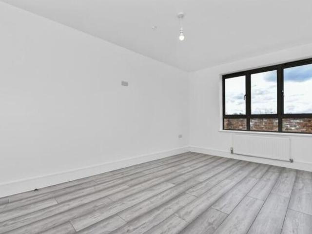 1 bedroom property for rent in Marlborough Road, Park View, ME7