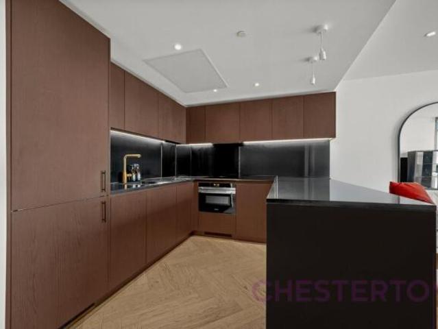 1 bedroom property for rent in Landmark Pinnacle, Marsh Wall, London, E14