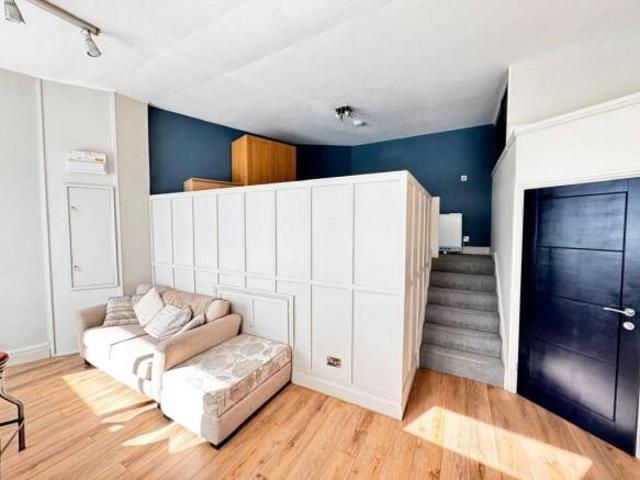 1 bedroom property for rent in Merchants Road, Hotwells, Bristol, Somerset, BS8