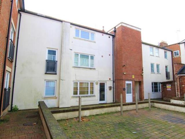 1 bedroom property for rent in Southgate Street, Gloucester, GL1