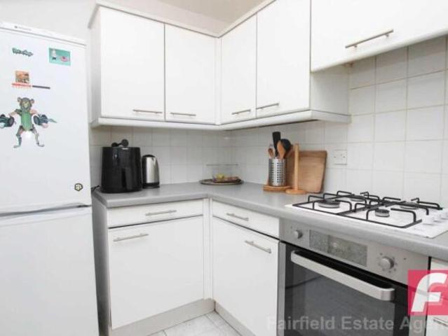1 bedroom property for rent in Swynford Gardens, Lion Court, NW4