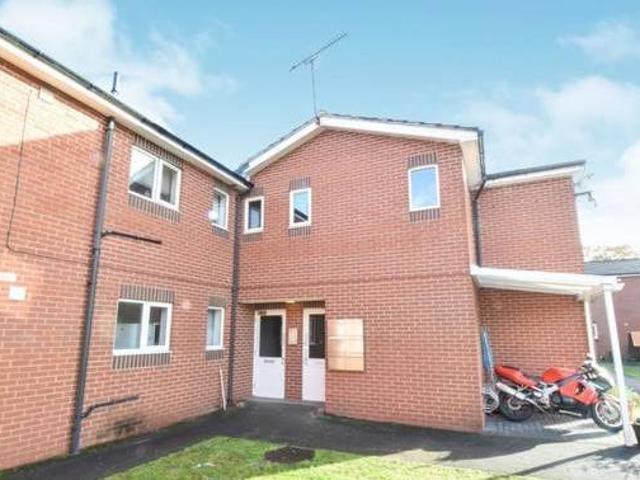 1 bedroom property for rent in Regent Court Regent Street DE11