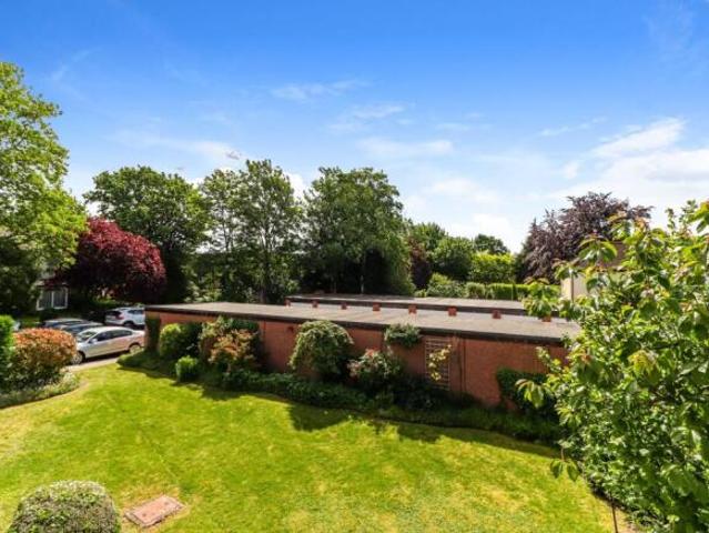 1 bedroom property for rent in Rickmansworth Road, Watford, WD18