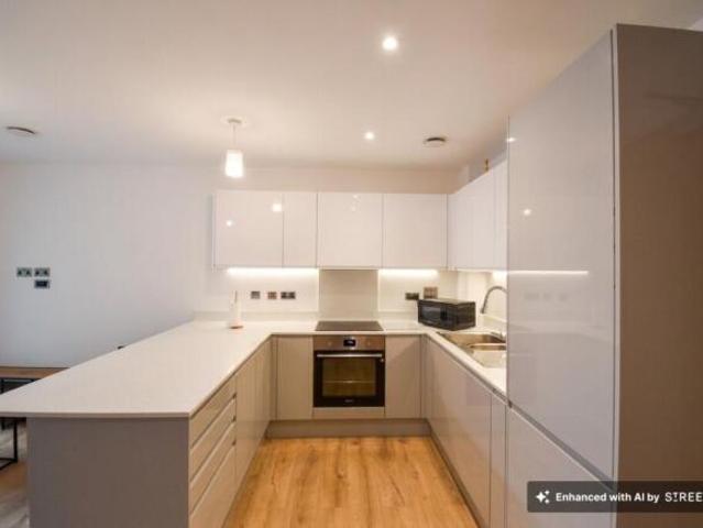 1 bedroom property for rent in Victoria Road, Pyramid House, TN23
