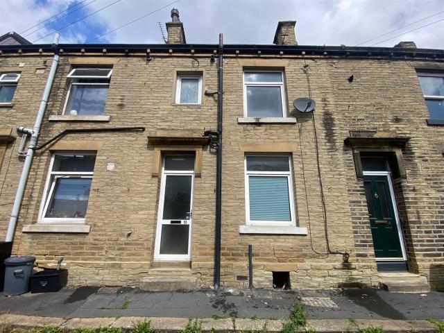1 Bedroom Property For Rent South Street, Brighouse
