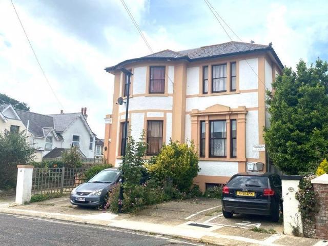 1 Bedroom Property For Rent Royal Crescent, Sandown