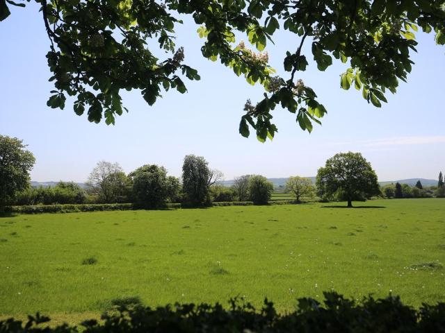 1 bedroom property for sale