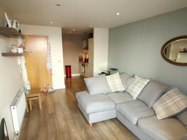 1 Bedroom Property For Sale In Bowman Lane, Leeds
