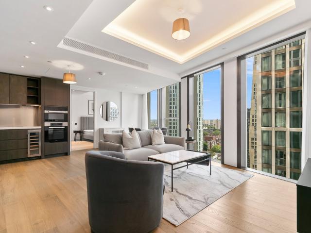 1 bedroom property in Carnation Way, London, SW8 £4,116 pcm | Chestertons