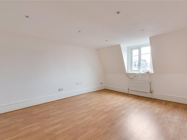 1 bedroom property in Chapel Market, Islington, London, N1 £1,950 pcm | Chestertons