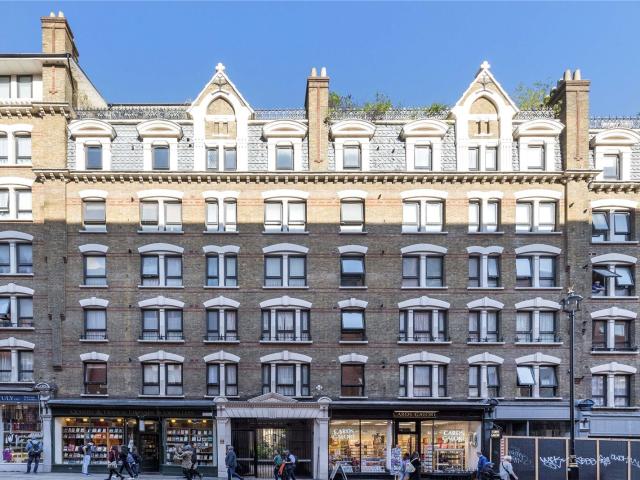 1 bedroom property in Charing Cross Road, London, WC2H £2,500 pcm | Chestertons