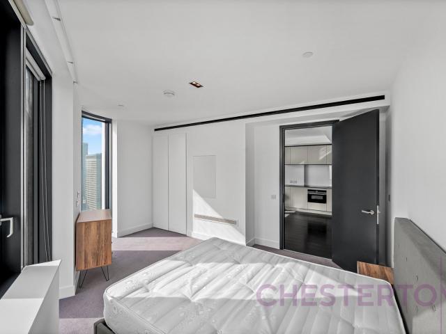 1 bedroom property in Amory Tower, 203 Marsh Wall, London, E14 £2,700 pcm | Chestertons