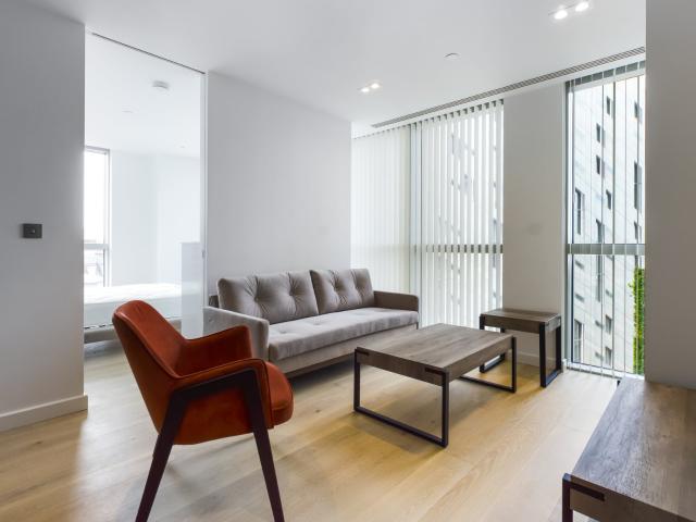1 bedroom property in Atlas Building, 145 City Road, London, EC1V £2,950 pcm | Chestertons