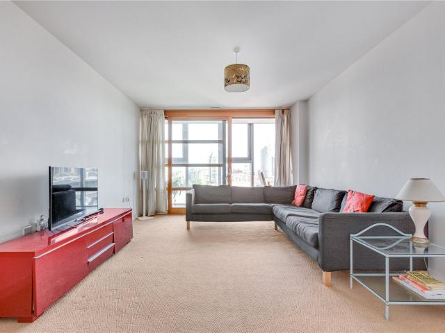 1 bedroom property in Falcon Wharf, 34 Lombard Road, London, SW11 £3,000 pcm | Chestertons
