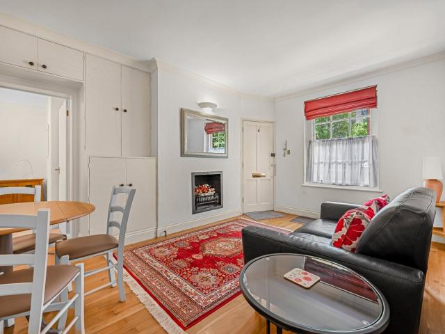 1 bedroom property in Fletcher Buildings, Martlett Court, Covent Garden19 Fletch, London, WC2B £2,400 pcm | Chestertons