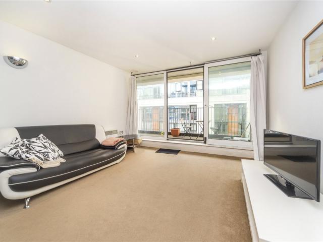 1 bedroom property in Marmara Apartments, 13 Western Gateway, E16 £1,820 pcm | Chestertons