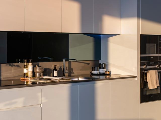 1 bedroom property in Newfoundland Place, London, E14 £3,580 pcm | Chestertons