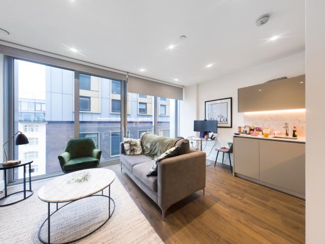 1 bedroom property in Perilla House, 17 Stable Walk, London, E1 £2,600 pcm | Chestertons
