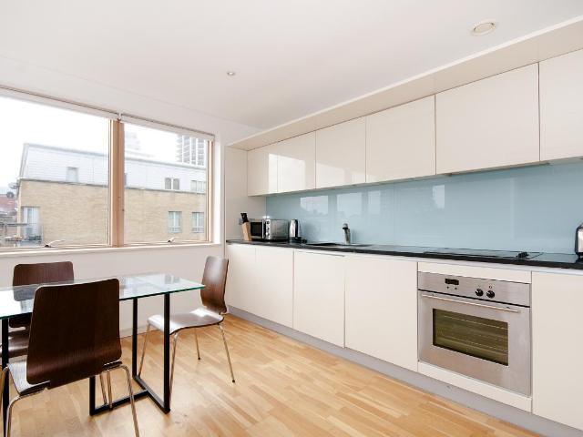 1 bedroom property in Provost Street, Hoxton, London, N1 £2,350 pcm | Chestertons