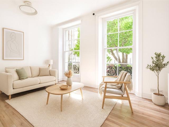 1 bedroom property in Queensway, Bayswater, London, W2 £3,150 pcm | Chestertons