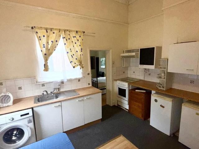 1 bedroom property to let in Monument Road, Edgbaston, B16 £750 pcm