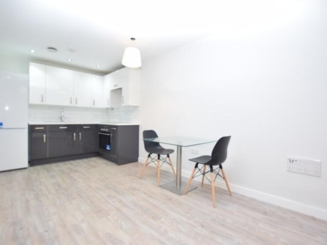 1 bedroom property to let in Beeley, Dun Works, 23 Acorn Street, Sheffield, S3 8FD £800 pcm