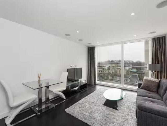 1 bedroom property to let in Caro Point, 5 Gatliff Road, Grosv.