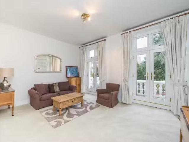 1 bedroom property to let in Claverton Street, London, SW1V.