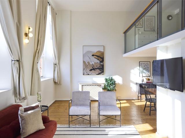1 bedroom property to let in Cormont Road, London, SE5 £4,200 pcm