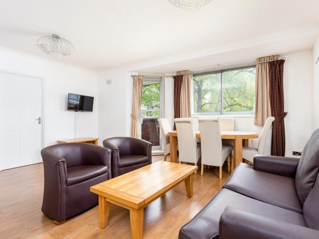 1 bedroom property to let in Cromwell Road, Earls Court, SW5 £2,250 pcm