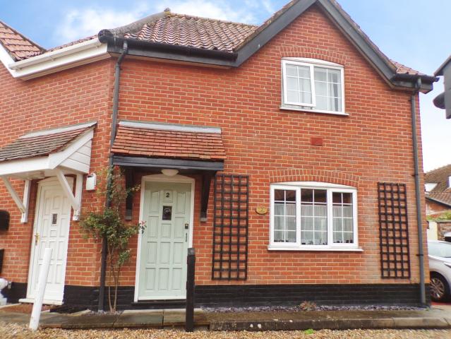 1 bedroom property to let in Damgate Street, NR18 0BQ £875 pcm