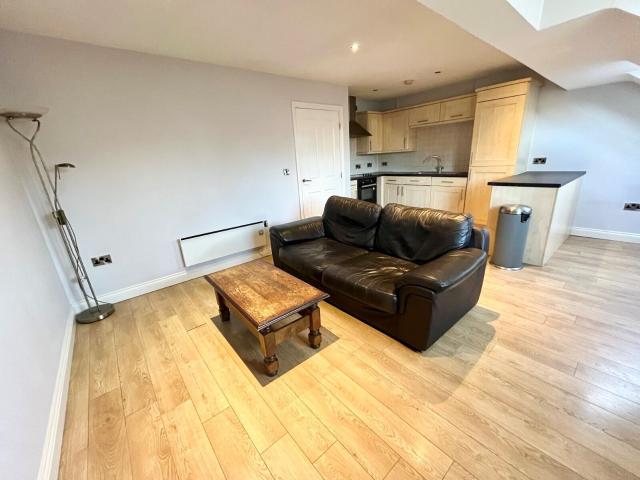 1 bedroom property to let in Ecclesall Road, Sheffield, S11 8PR £790 pcm