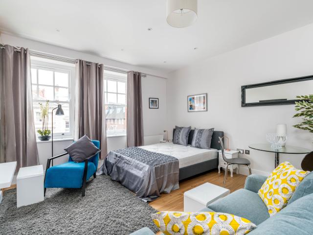 1 bedroom property to let in Finchley Road, London, NW3 £1,830 pcm