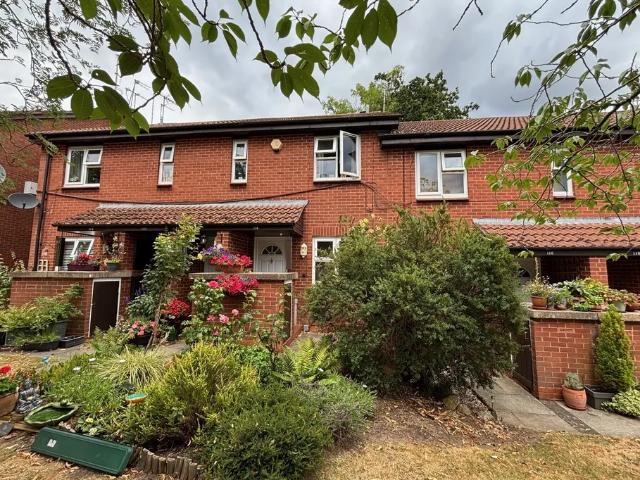 1 bedroom property to let in Fredas Grove, Harborne, B17 £850 pcm