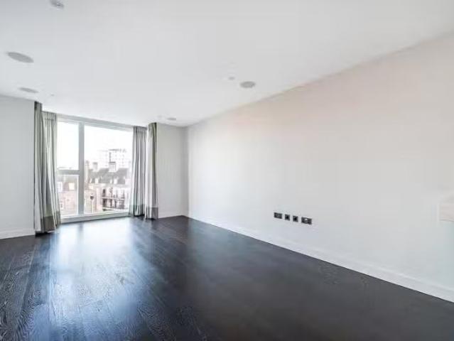 1 bedroom property to let in Gatliff Road, Chelsea, London, SW.