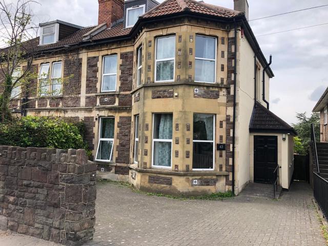 1 bedroom property to let in Gloucester Road North, Filton £600 pcm