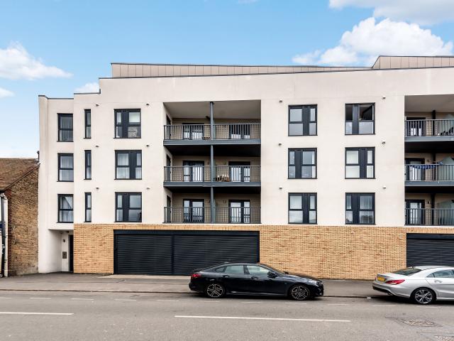 1 bedroom property to let in Grand Union House, Stoke Road, Slough, SL2 £1,150 pcm