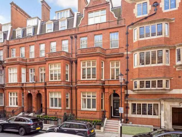 1 bedroom property to let in Hans Road, London, SW3 £725 pw