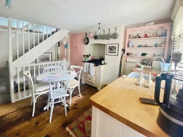 1 bedroom property to let in High Street, Saffron Walden £1,150 pcm