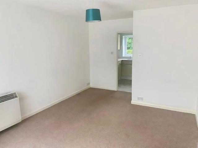 1 bedroom property to let in Hill Top Lane, Saffron Walden £750 pcm