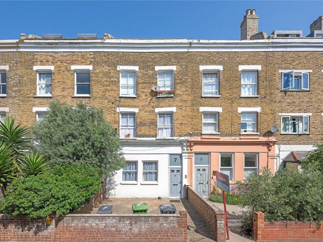 1 bedroom property to let in Kemerton Road, London, SE5 £1,600 pcm