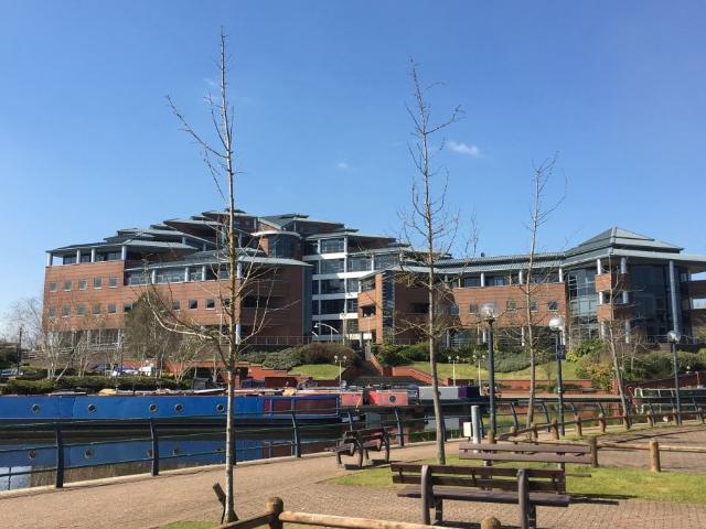 1 bedroom property to let in Landmark, Waterfront West, Brierley Hill, West Midlands £800 pcm