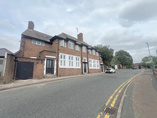 1 bedroom property to let in Queen Street, Redditch £950 pcm