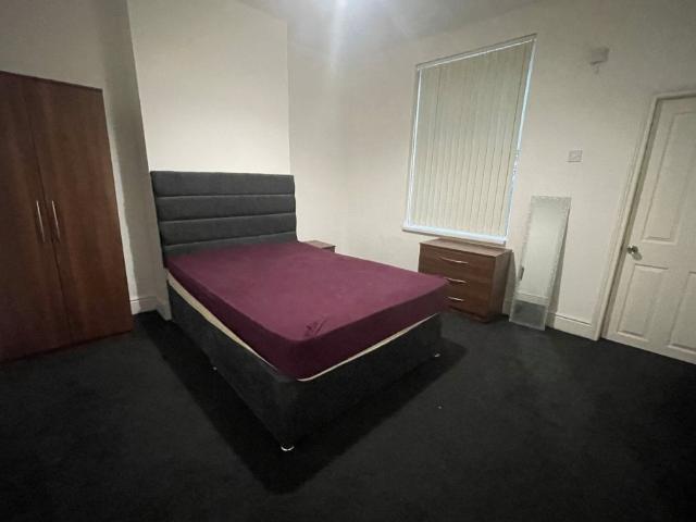 1 bedroom property to let in Room 4, Alexander Road, Acocks Green £600 pcm